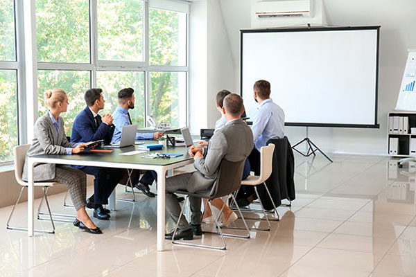 Bespoke Construction Training for Your Team's Success